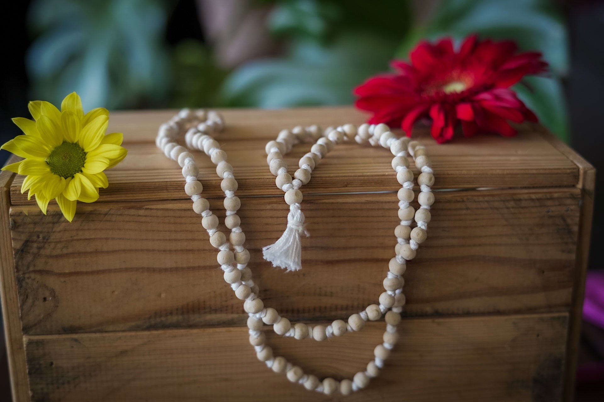 Neem Mala White